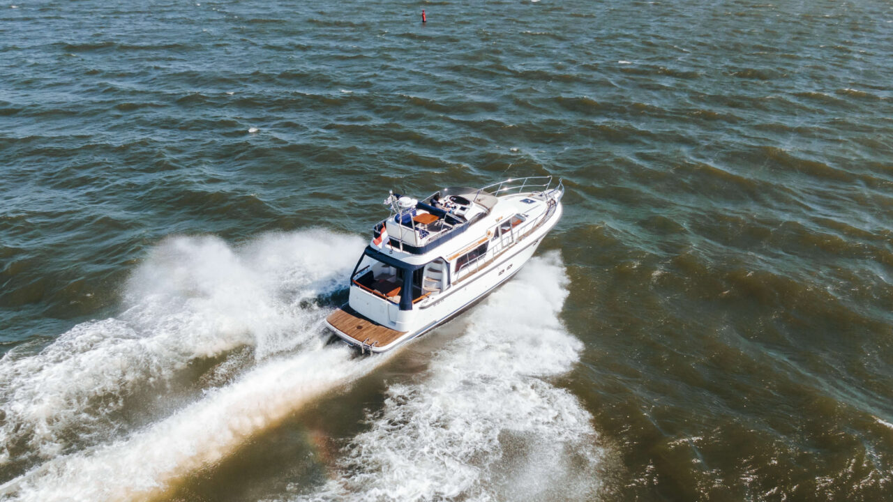 Storebro 435 Commander #11 - Lengers Yachts: Luxury Yacht dealer Europe