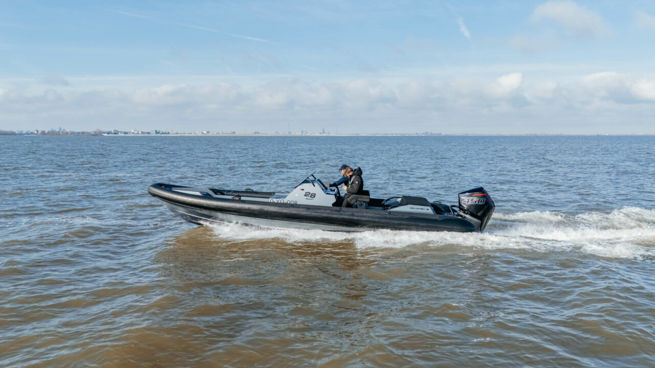 Goldfish 28 Bullet - Lengers Yachts: Luxury Yacht dealer Europe