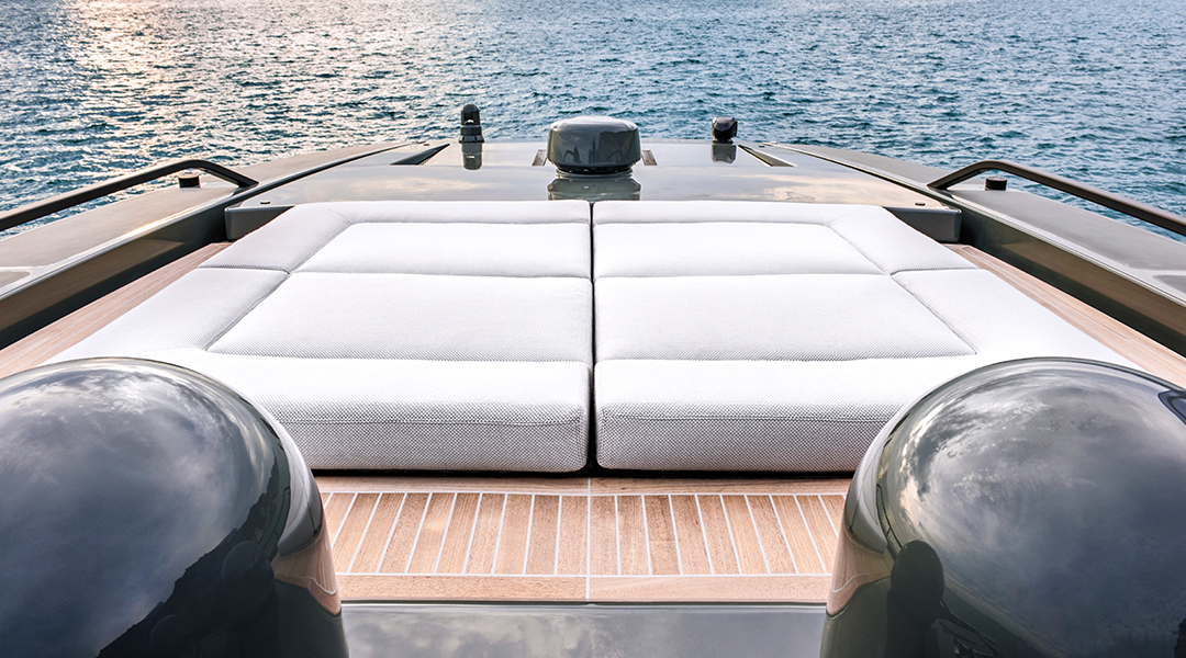 Bluegame BGX60 #26 - Lengers Yachts: Luxury Yacht dealer Europe