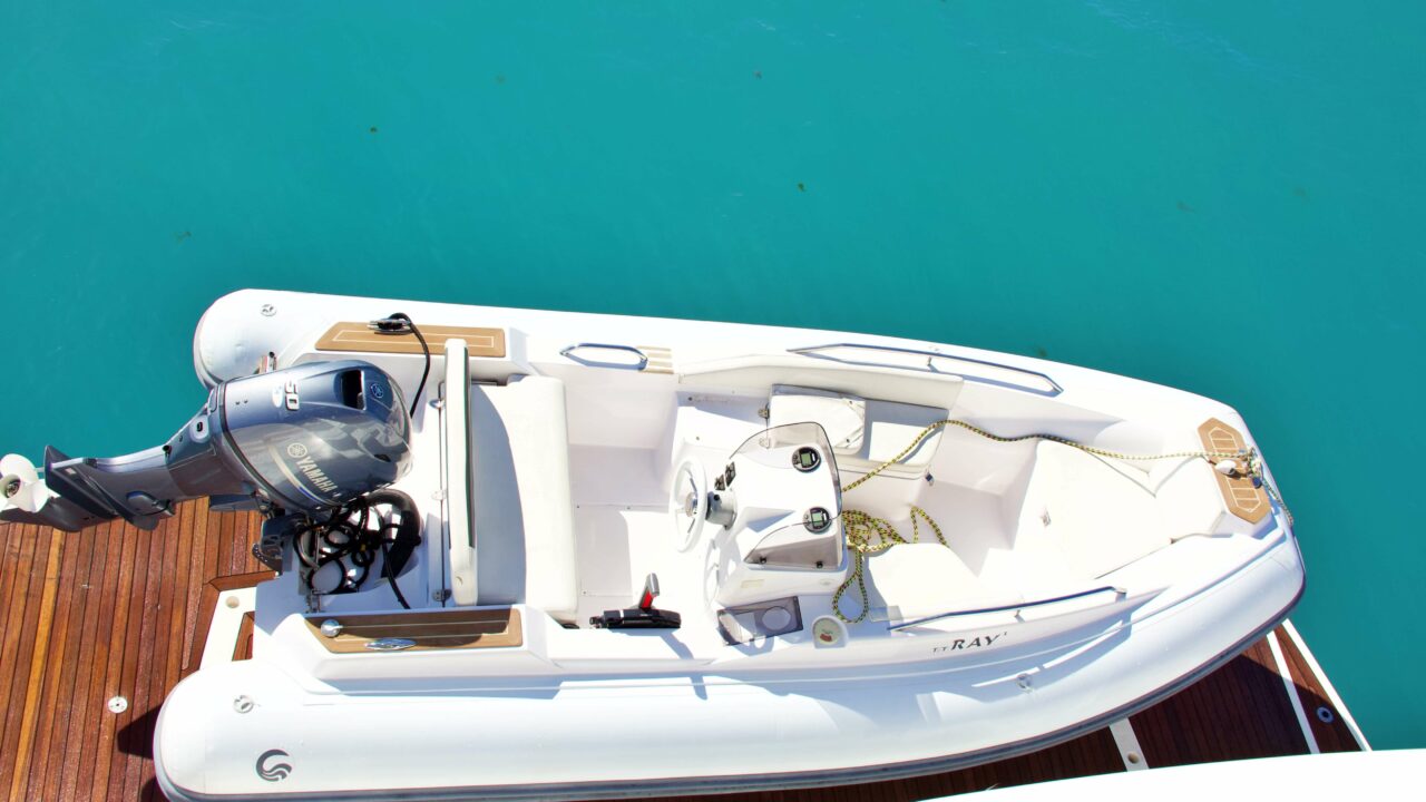 Sunseeker 28 # Ray - Lengers Yachts: Luxury Yacht dealer Europe