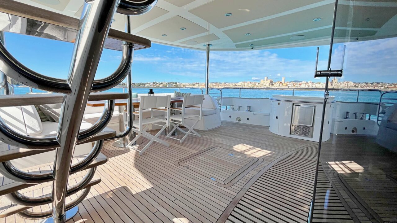 Sunseeker 28 Ray - Lengers Yachts: Luxury Yacht dealer Europe