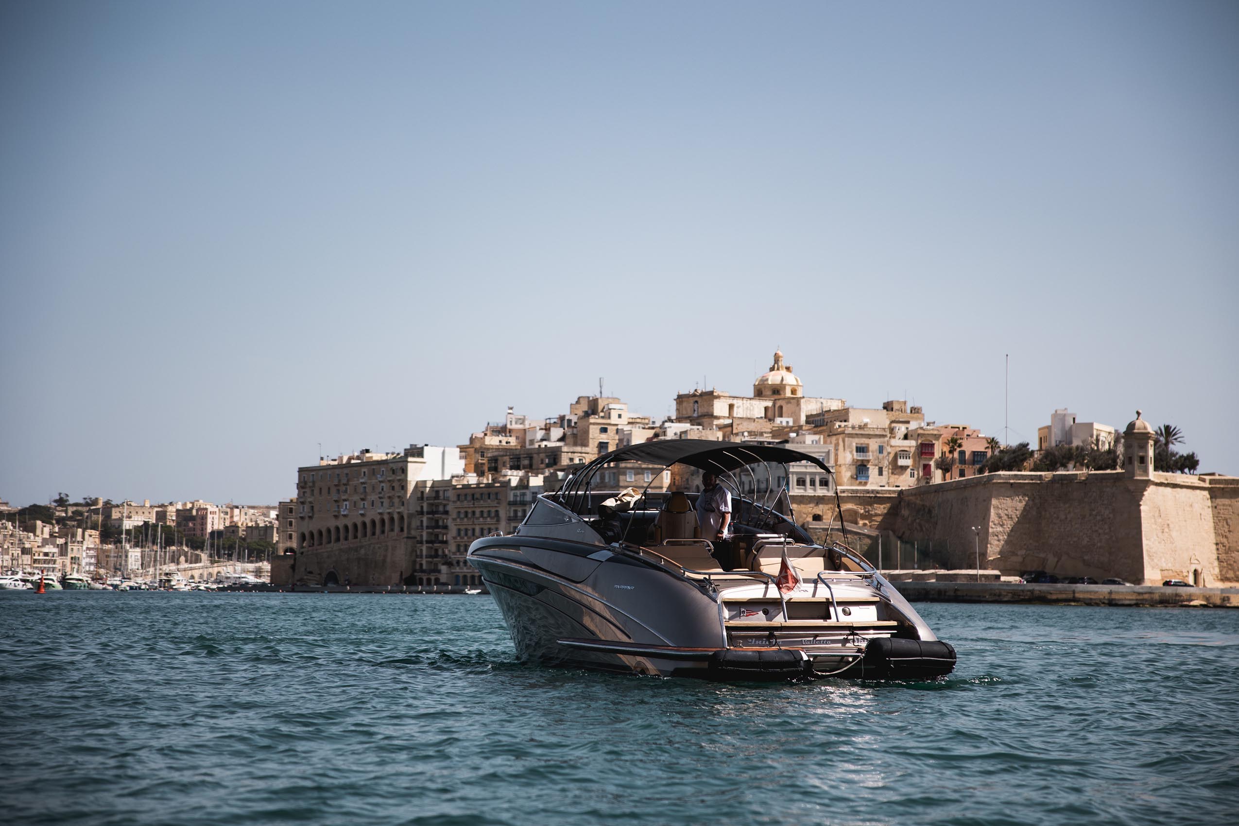 Riva 44 Rivarama #60 - Lengers Yachts: Luxury Yacht dealer Europe