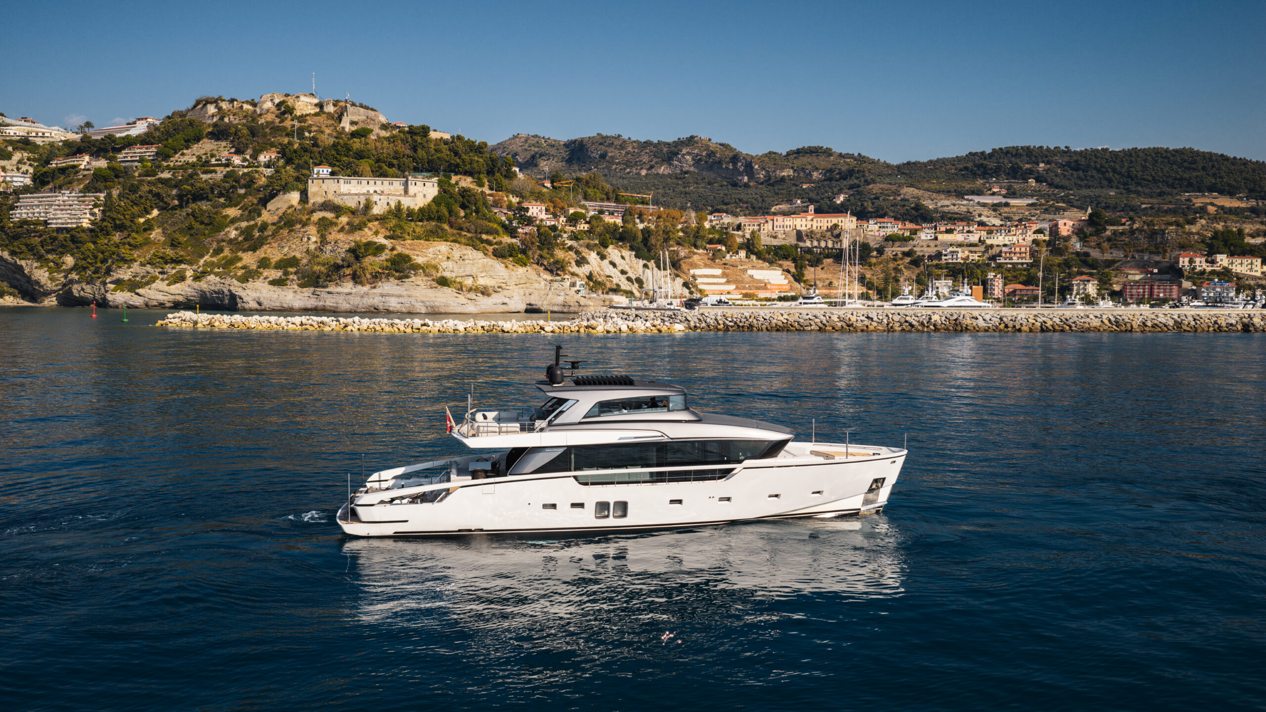What are the best Mediterranean yachting destinations for luxury vacations? - Lengers Yachts ...